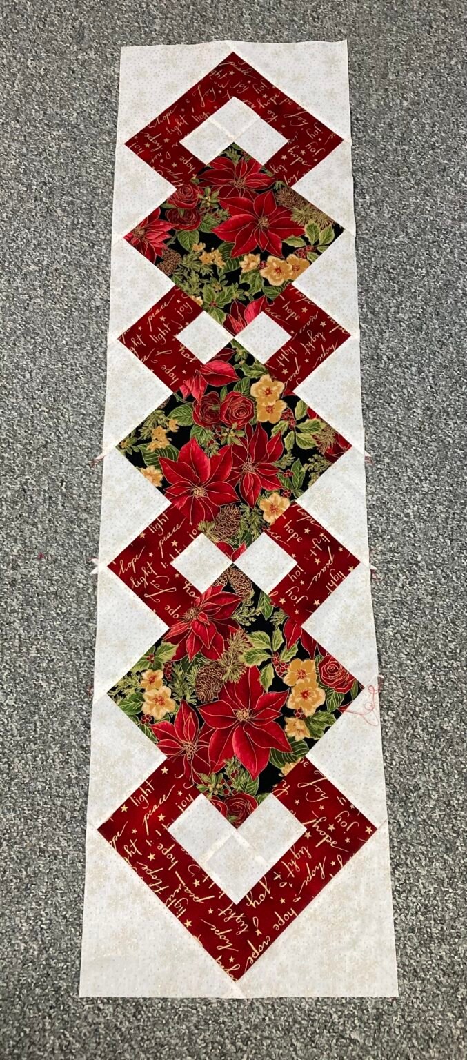 Interlocking Squares Table Runner: A Stunning Quilt Pattern for Your ...