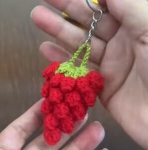 Crocheted bunch of grapes - tutorial – Crochet Pattern - Creative ...
