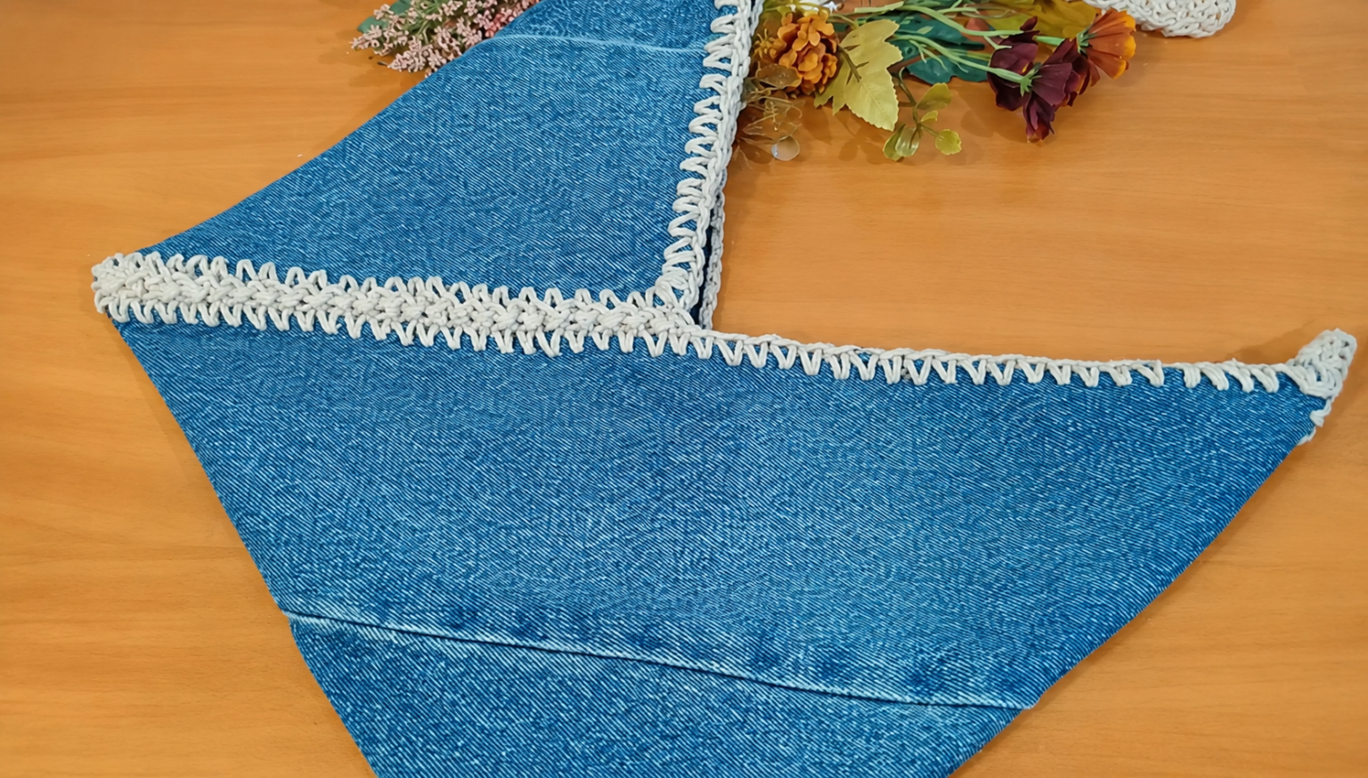 A Very Easy Bag Made From Old Jeans – Fabric Pattern - Creative ...